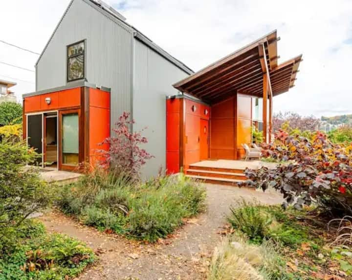 Soaktub | Sauna | King | Parking | Office | Petsok - Seattle