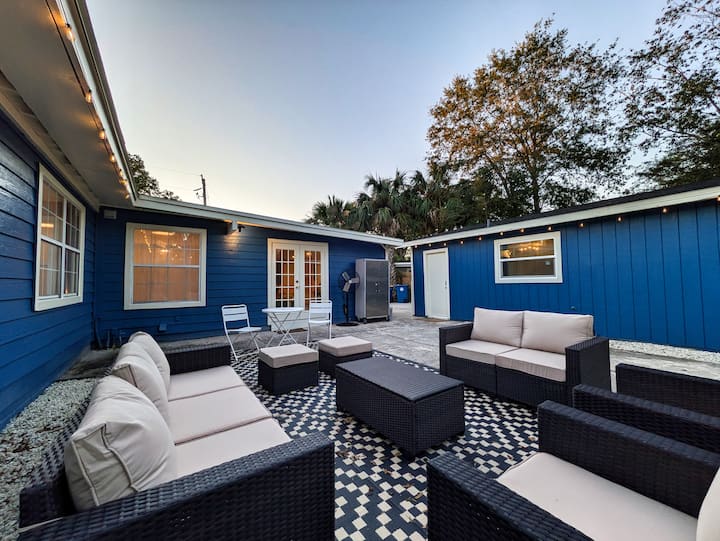 Two Homes In One - Arcade Games, Fire Pit - Jacksonville, FL