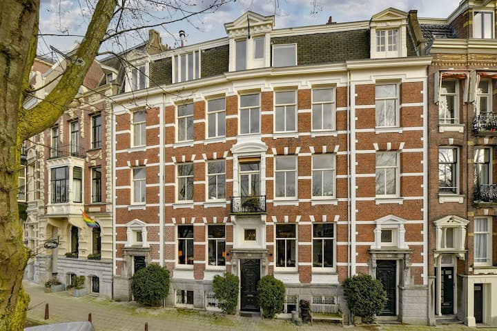 Cozy Rooms In 18th-century Canalhouse | 4 Guests - Amsterdam