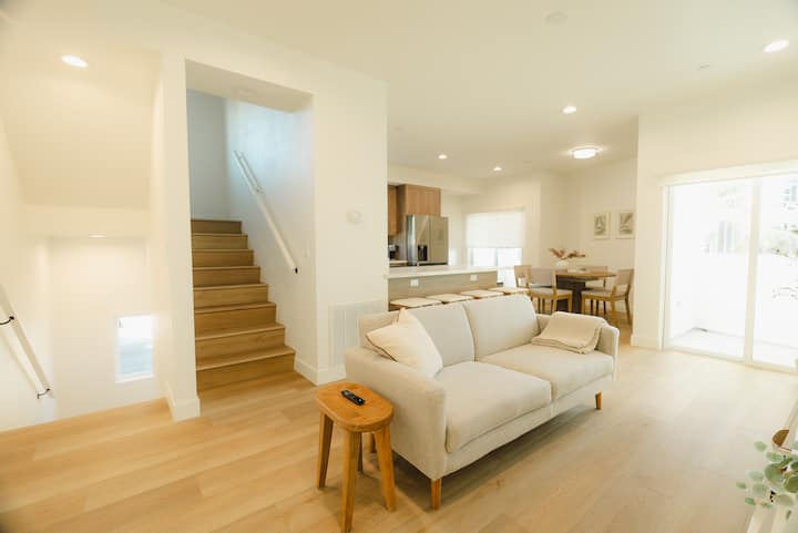 #4 Luxe 3bd 4ba Townhome Near Pasadena! - Arcadia