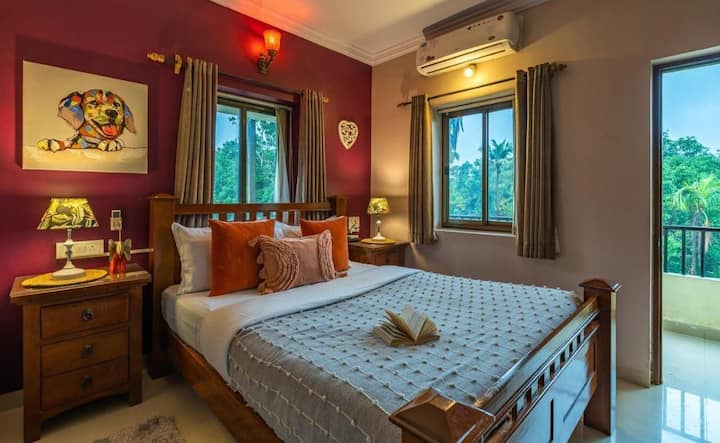 Pandora's Box - 2bhk Luxury Apartment In Siolim - Goa