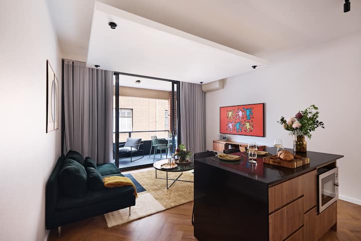 The Brass Flamingo Sydney Cbd 1br Curated Stay - Surry Hills