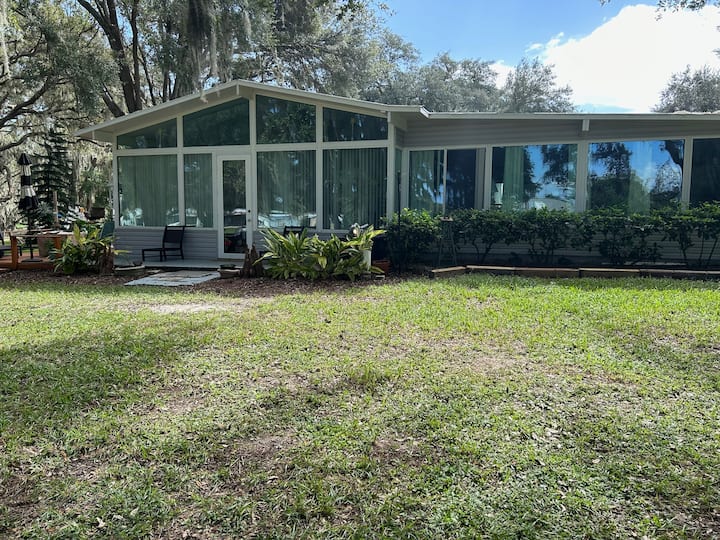 Panoramic Golf & Water Views, - The Villages, FL