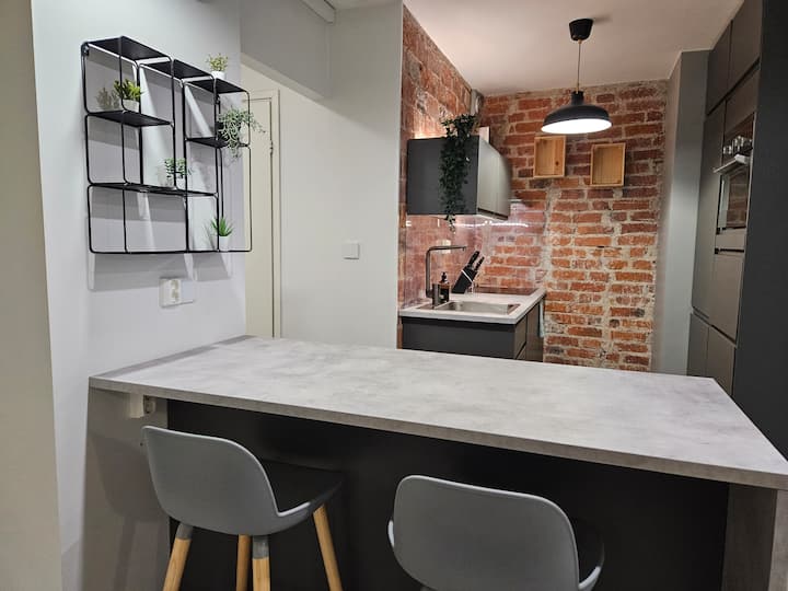 Charming Fully Equipped Apartment +Free Parking - 탐페레