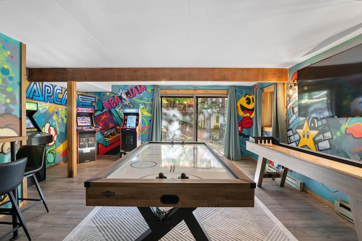 Hot Tub-1mi To Mt Snow-theaterrm-game Room-firepit - Vermont