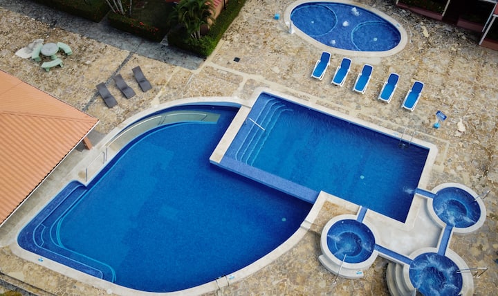 À 2 Pas Plage • Villa 1br Privée • Piscine - Jaco