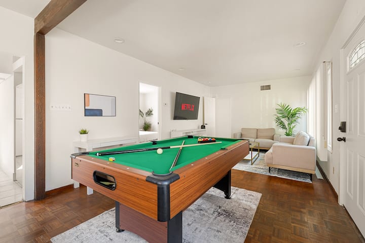 Games & Yard | 10 Min To Universal Studios - Los Angeles, CA