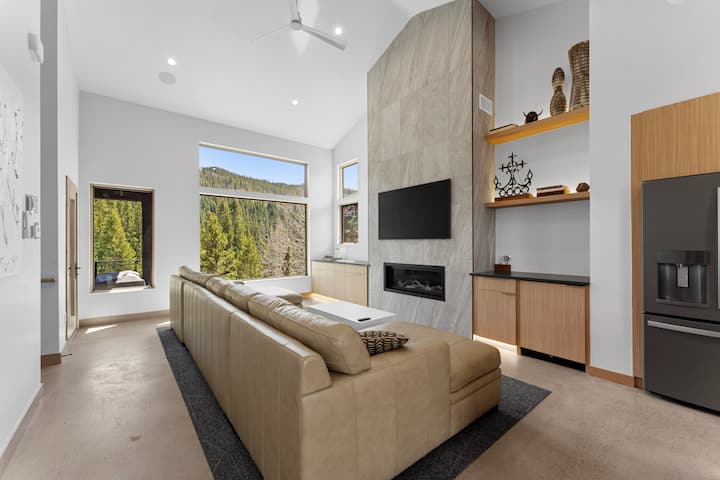 Ina's Way Townhomes, Unit A - Keystone, CO
