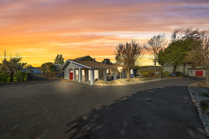 3 Bdr/2 Bth Napa Getaway–hot Tub, Views & Privacy - Napa, CA