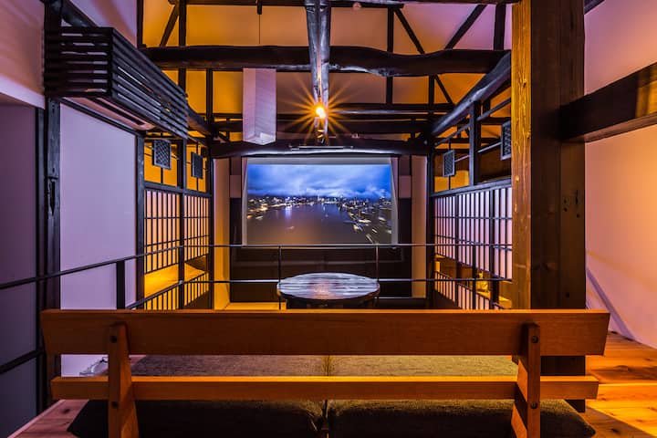 海徒歩1分/檜風呂と囲炉裏でくつろぐ一棟貸し宿/ロフトシアター付 - Yaizu