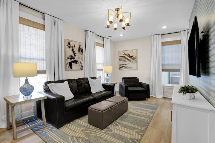 Walk To Memphis Nightlife | 100 Yr Old Cozy Apt - Memphis, TN