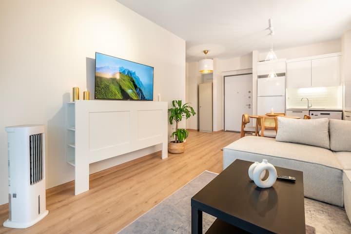 Best Luxury House In A Wonderful & Full Complex - Istambul