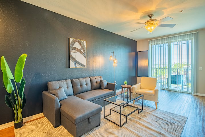 Modern 2bd | Asu+sloan Pk+w/d+parking+sleeps 8 - Tempe, AZ