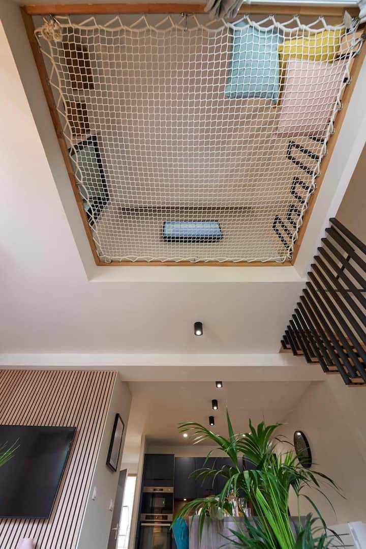 Filet Suspendu – Insolite, Vue Faron, Garage, Clim - トゥーロン