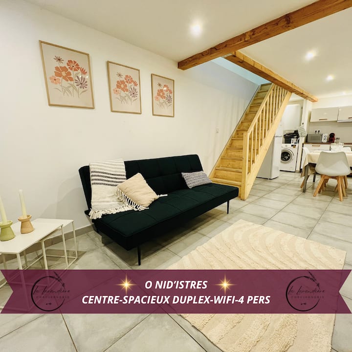 O Nid'istres - Centre | Spacieux Duplex | 4 Pers - Saint-Martin-de-Crau
