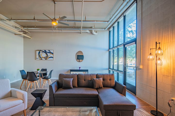 Tempe Close To Asu | Pool, Gym, W/d & Parking - Tempe, AZ