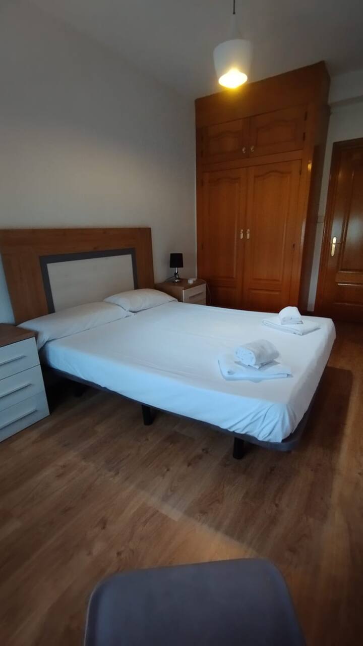 Apartamento De 2 Dormitorios - Albacete