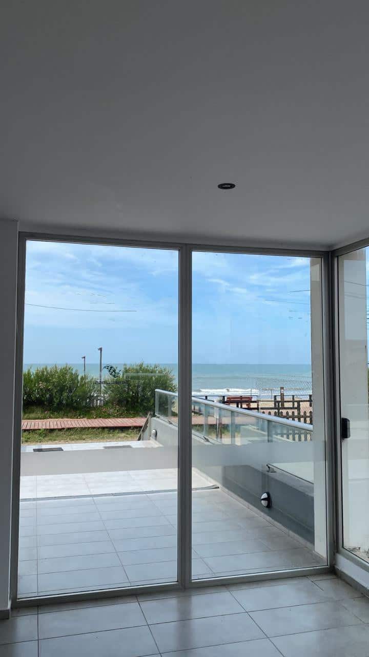 Departamento Frente Al Mar - villa Gesell