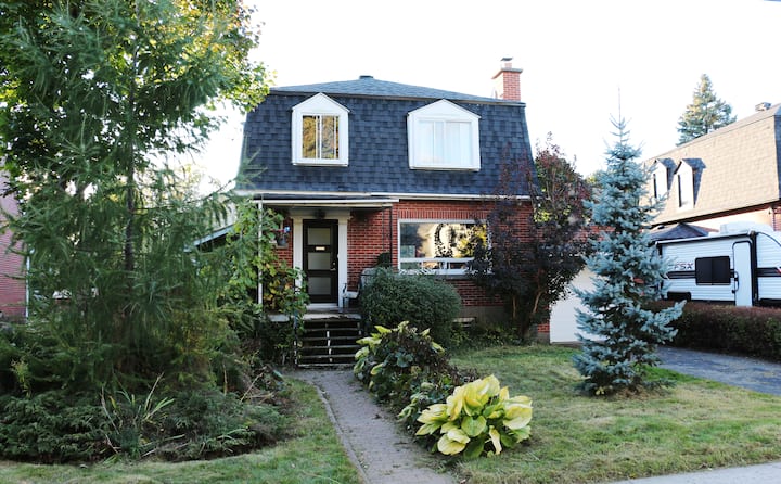 Maison Ensoleillée, Tranquille & Agréable - Dorval