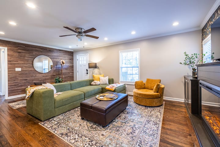 Eav Bungalow-peaceful Setting-xl Yard-pet Friendly - アトランタ