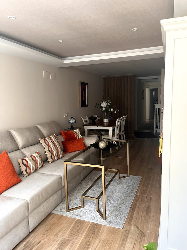 Habitación Doble(cama Matrimonio)-orilla De Triana - Seville