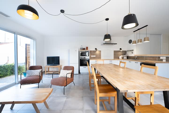 "La Villa Des Canepetières" Grande Villa T4, Pkg - Montpellier