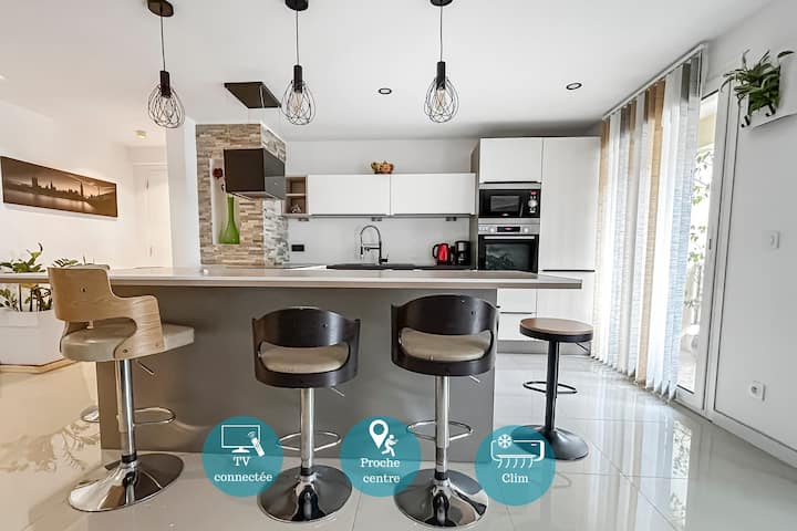 Escapade à Nice – T2 Lumineux Avec Balcon & Clim - Gare de Nice Ville