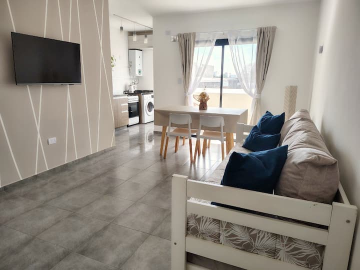 Deptoviamonte 2. Luminoso A Estrenar Con Cochera. - Córdoba, Argentina