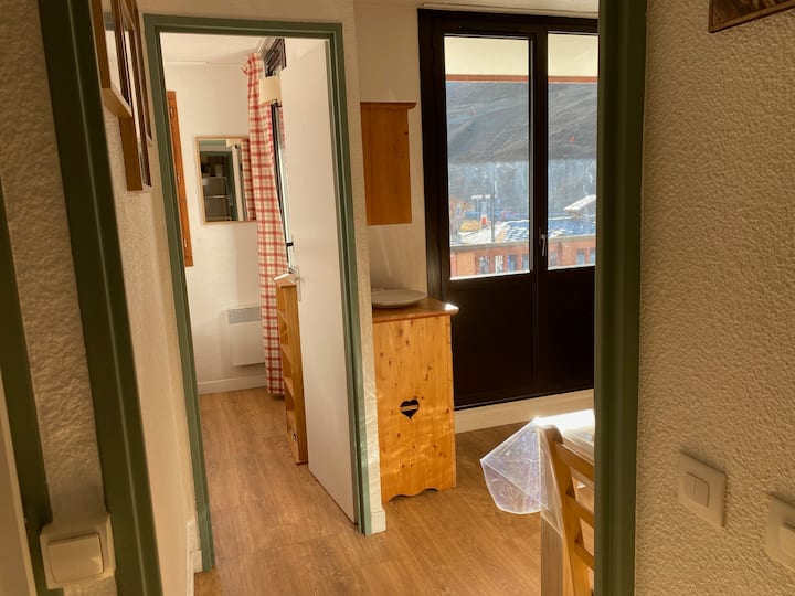 Val Claret 2150, Vue Grande Motte, Skis Aux Pieds - Val Claret