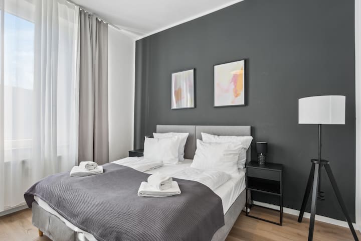 Shiny Homes | Modern Living In Bielefeld - Bielefeld