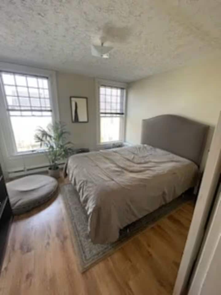 Private Qt Entire 1br Apt Near Hospital Long Stays - Yarmouth