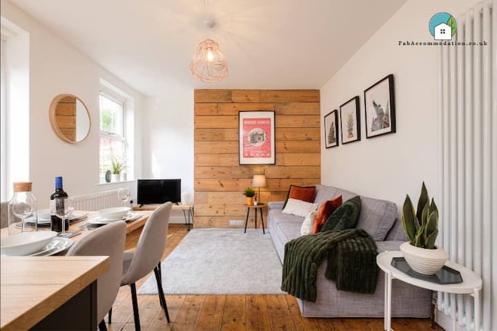 Long Stays- 4bed House-6 Beds-by Fabaccommodation - Brístol