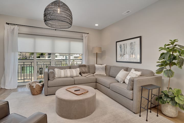 Main Street Retreat - Chattanooga, TN