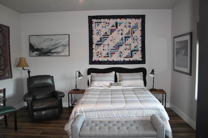 Billy Goat Inn-main Floor Suite - Estes Park, CO