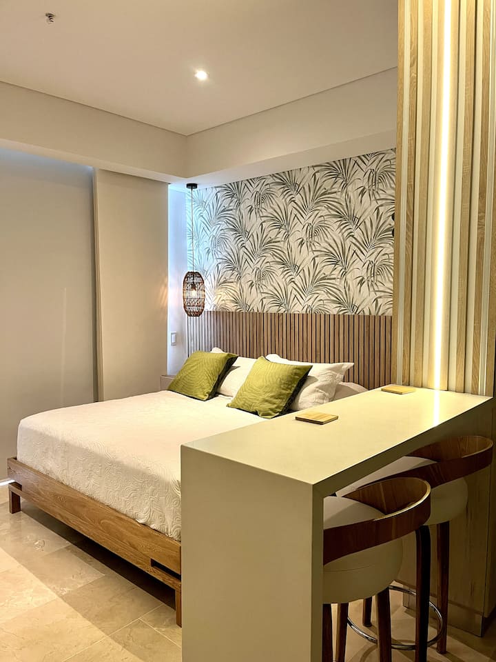 Ocean View Suite | Pool, Beach & 10m To Old City - Cartagena, Colombia