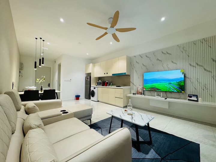 Modern Suite @ Quill Residence/1 Parking/ Wifi - Malaysia