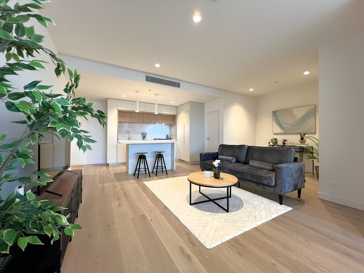 2 Br 2 Bath, Southern Cross, Flagstaff, Lvl 65 - Melbourne