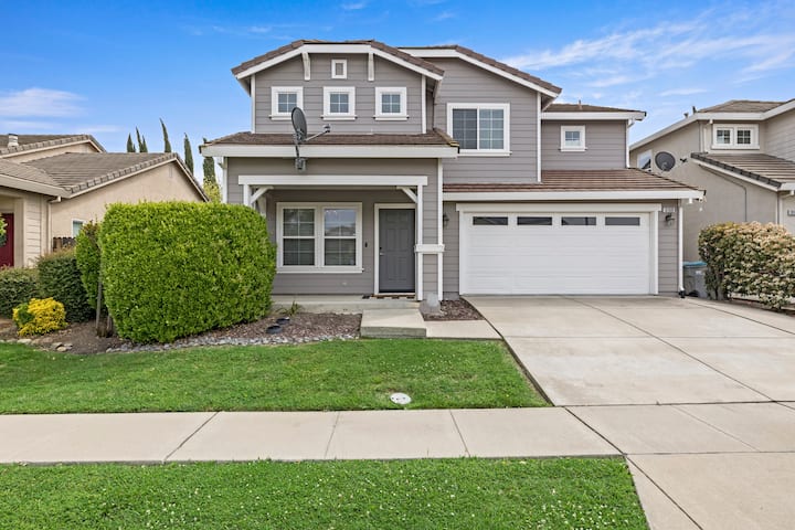 Beautiful West Sacramento Home - Davis