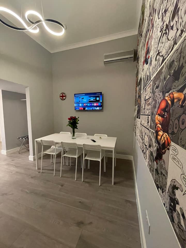 Charming Flat | Air Con, Sleeps 6 |Westminster Inn - ロンドン