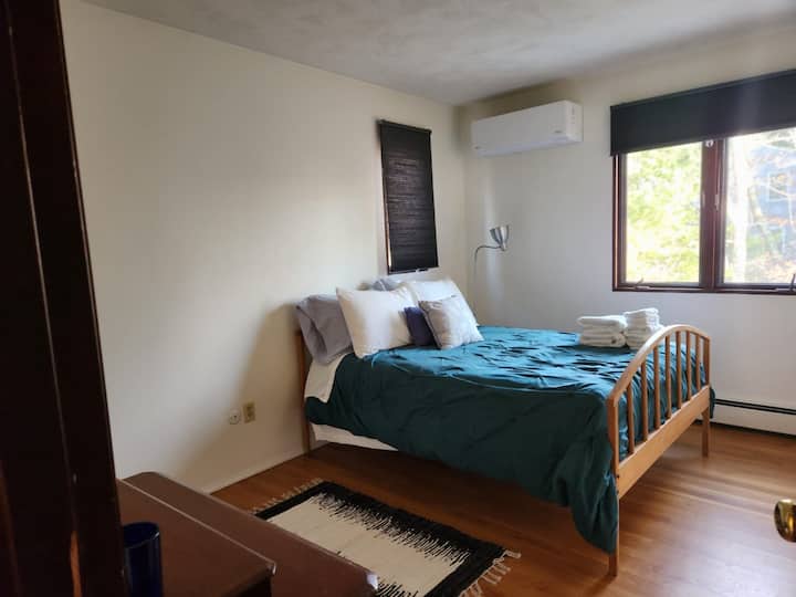 Tranquil Spare Room - Dartmouth, MA