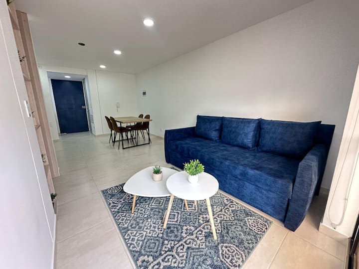 Spacious Apartment On Av 19 Norte Armenia - Armenia