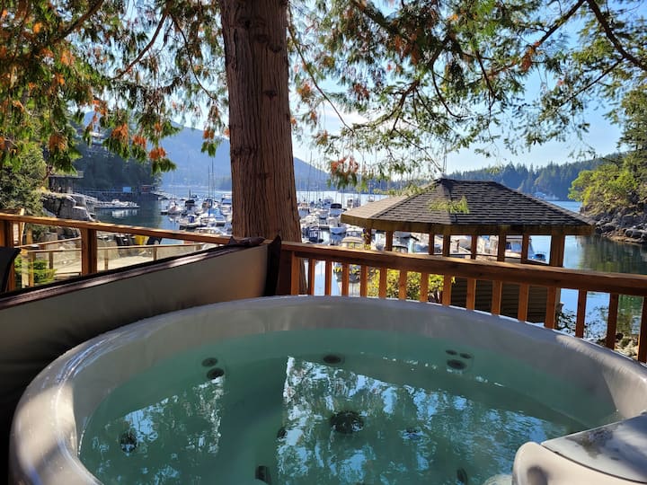 Harbour Hideaway - Sunshine Coast