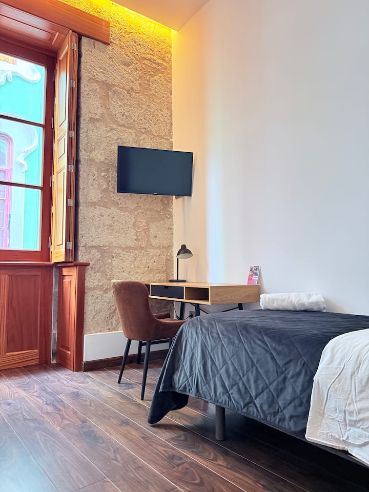 Habitación Individual Con Baño Compartido - Las Palmas de Gran Canaria