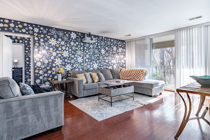 3br: King Bed, Parking, Office For Long Term Stays - Reston, VA