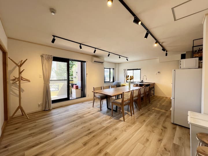 House For 10! Near Usj&kyosera Dome/ Loft & Bbq Ok - Umeda