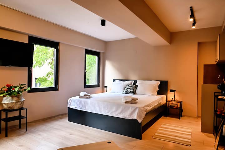 New Modern Studio Apartments In Skopje Center 1-6 - Skopje