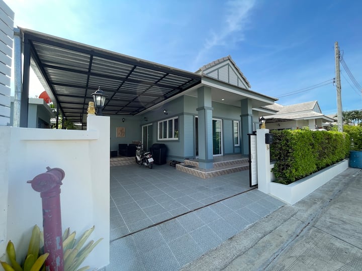 Cozy 2br House W/ Garden & Patio - Thailand