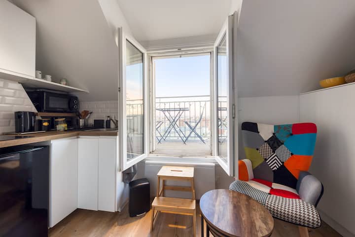 Charming Studio, Paris View & Access To Transport - Paris 16e Arrondissement