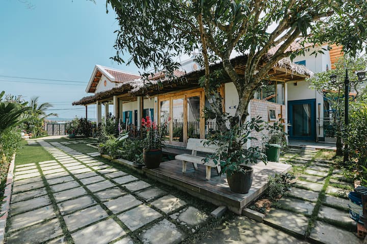 Rustic Villa With 4 Bedrooms In Phu Quoc - Phú Quốc