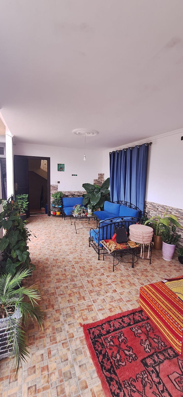 Super Cozy Appartement - Al-Ara’isz